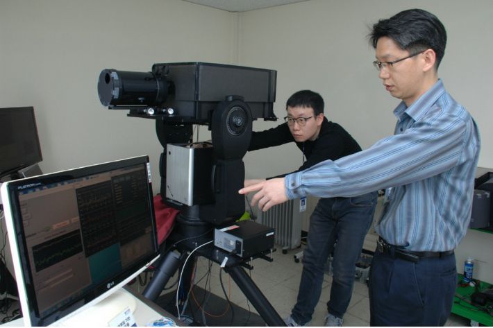 ETRI, 무선 양자암호통신 100m 전송 시연 성공 - 노컷뉴스