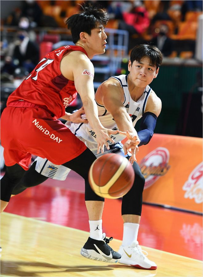 KCC 전창진 감독 "다 잘했지만, 오늘 MVP는 유현준" - 노컷뉴스