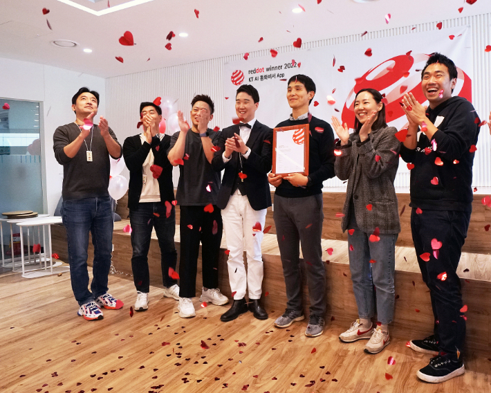 KT AI 통화비서 앱, 獨 '레드닷 디자인 어워드' 수상… UX/UI 분야는 최초 - 노컷뉴스