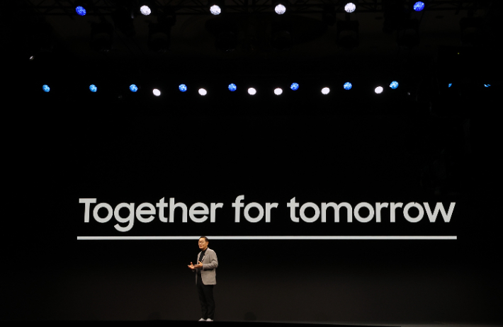 삼성 한종희 "CES서 맞춤형 경험으로 여는 초연결 시대 제안" - 노컷뉴스