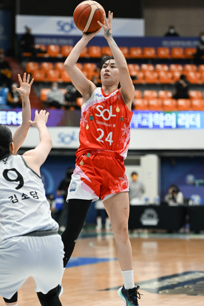 신한 김소니아, 데뷔 첫 WKBL 정규리그 라운드 MVP - 노컷뉴스