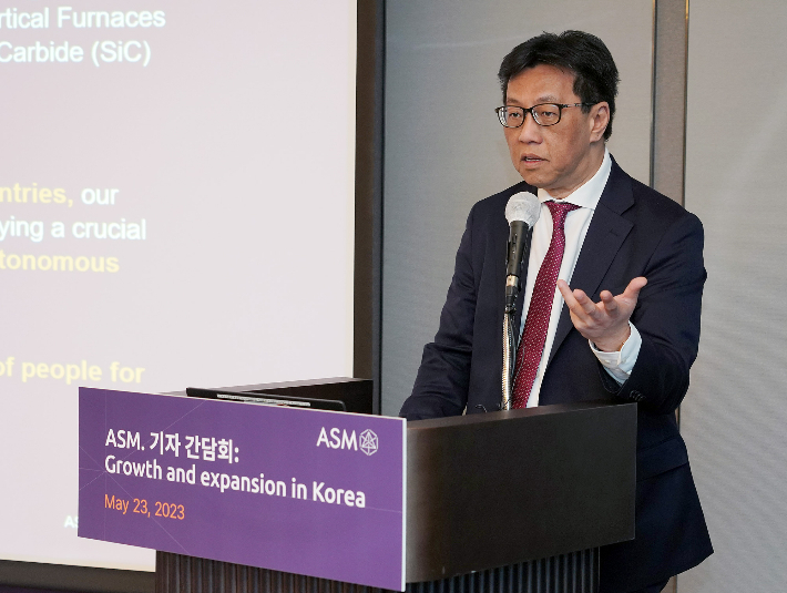 글로벌 반도체장비 ASM, 韓투자 지속…인재 양성도 약속 - 노컷뉴스