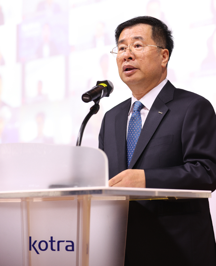 KOTRA 강경성 사장 취임 "수출 5강 도약 위해 혼신 다할 것" - 노컷뉴스